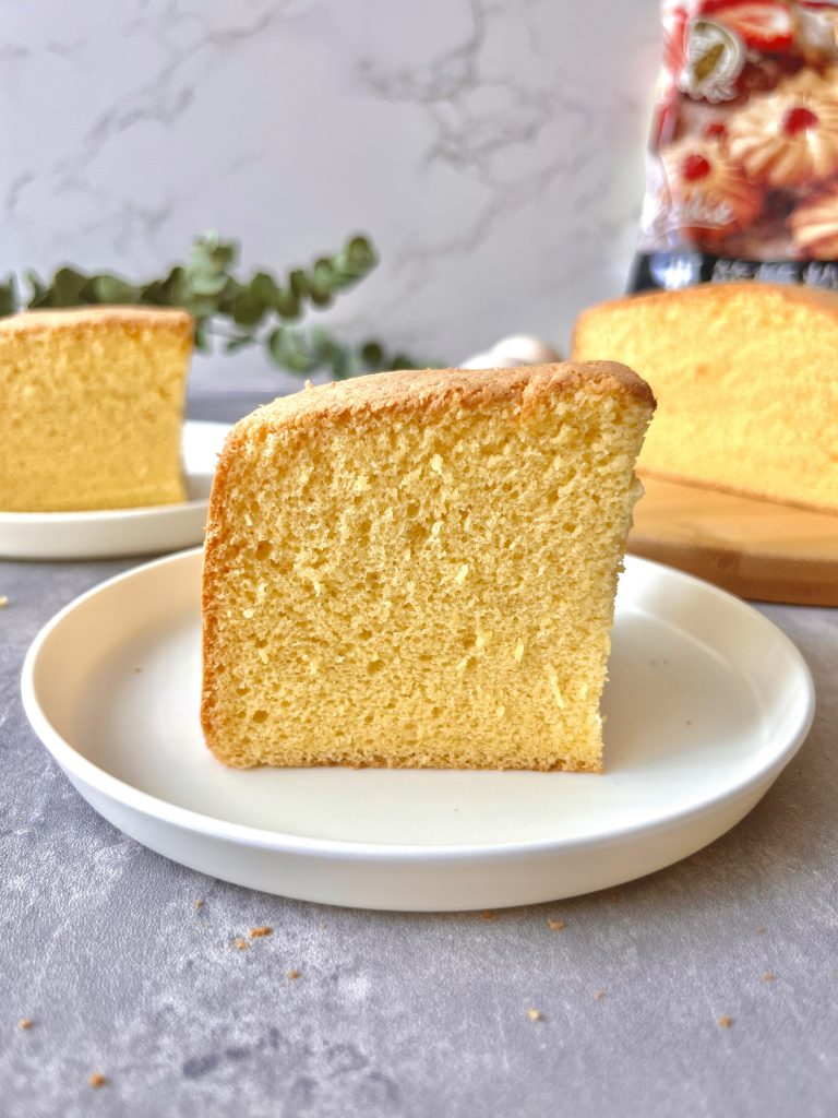 Fluffy Sponge Cake - HomeCookJournal